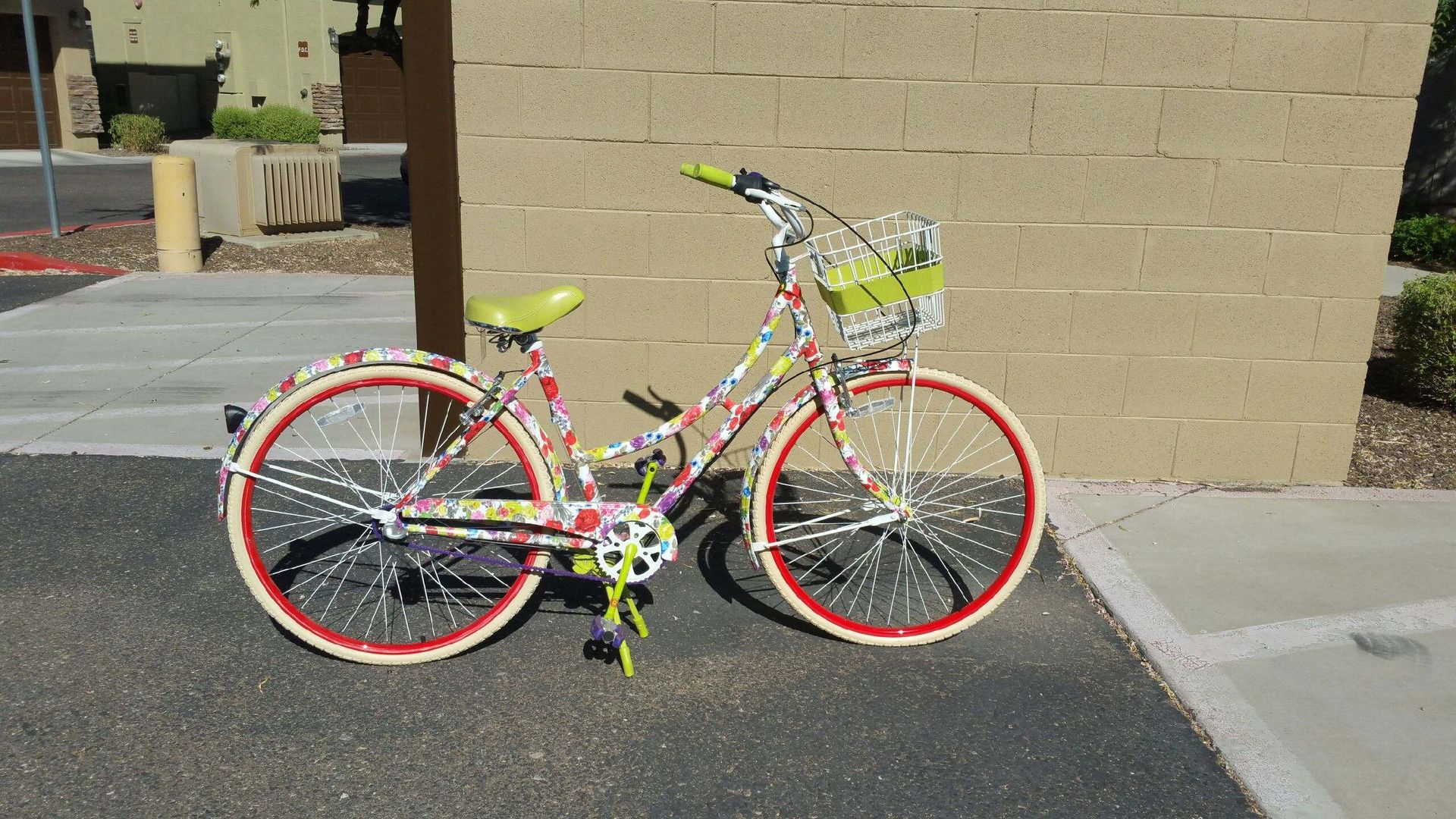 Alice + Olivia Bike - Limited Edition - Neiman Marcus for Sale in ...