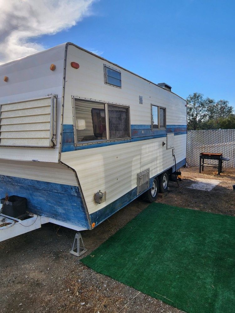 18ft 1969 Shasta Trailer for Sale in Valley Springs, CA - OfferUp