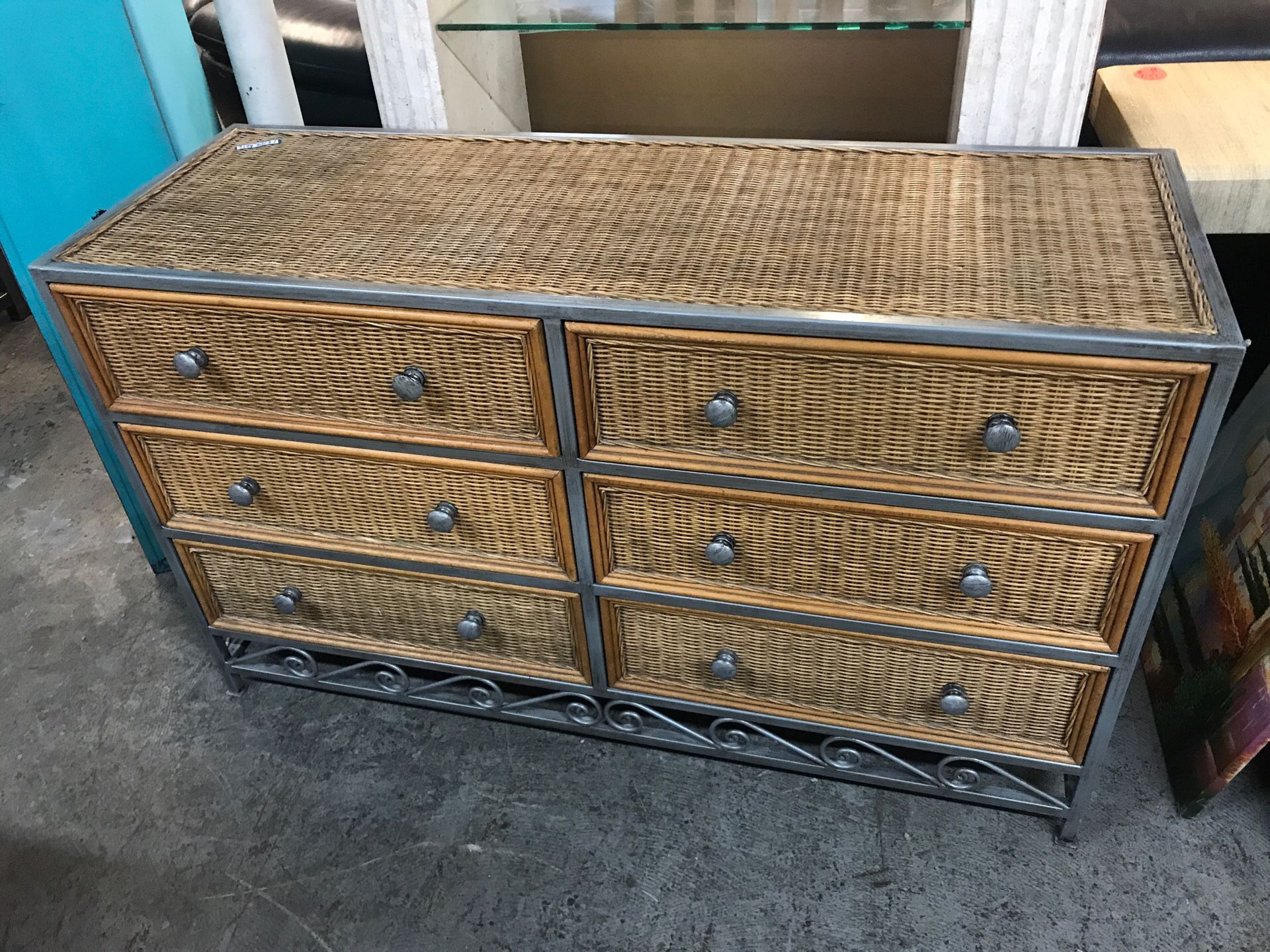 Pier one wicker dresser for Sale in Fort Lauderdale, FL - OfferUp