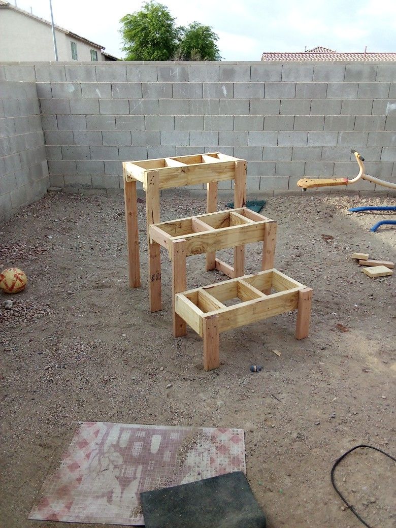 3 TIER RAISED BUCKET GARDEN ( 6 BUCKETS) WITH STORAGE CUBBY for Sale in ...