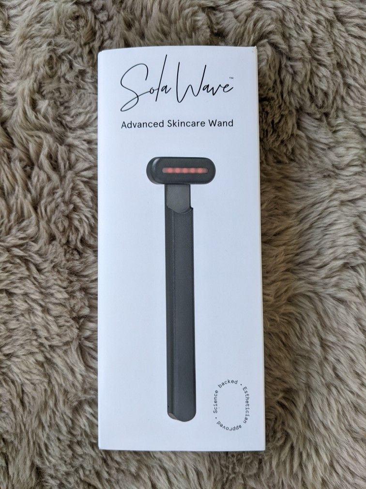 Sola Wave Red Light Therapy Skin Wand for Sale in Brooklyn, NY - OfferUp