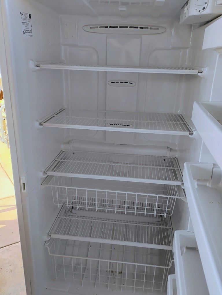 Whirlpool Deep Freezer for Sale in Phoenix, AZ - OfferUp