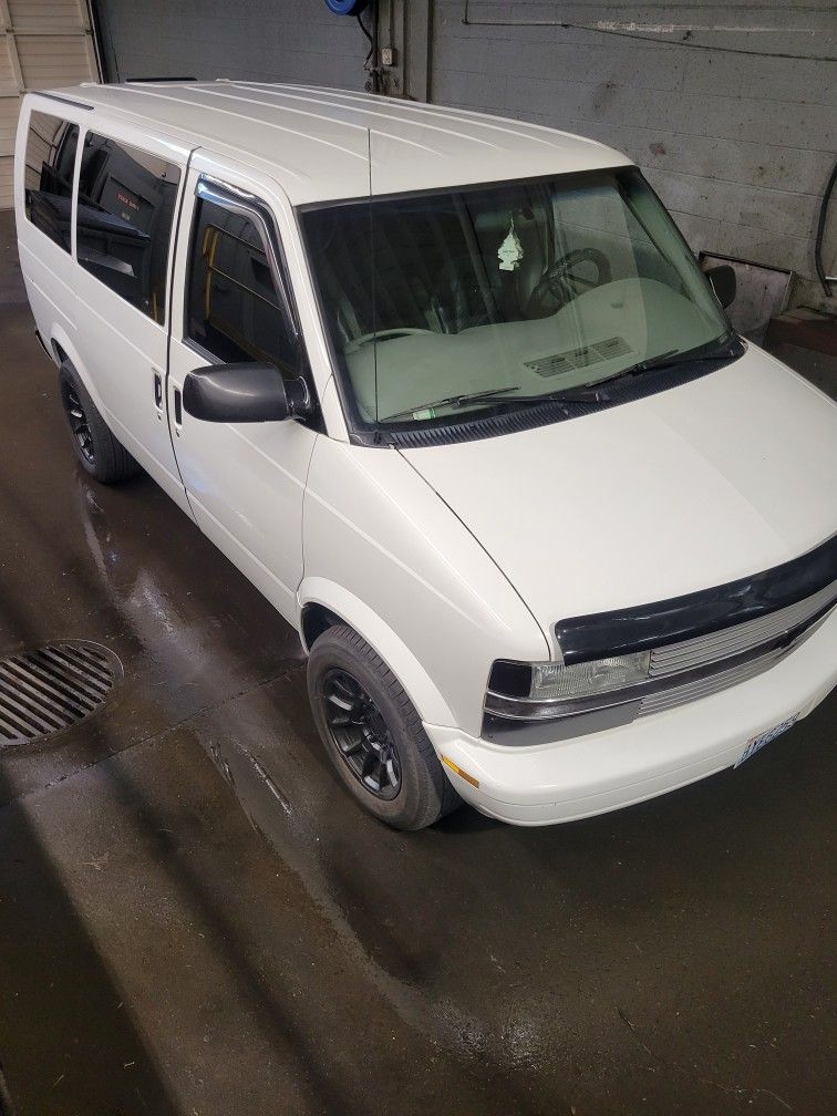 2005 Chevrolet Astro for Sale in Portland, OR - OfferUp