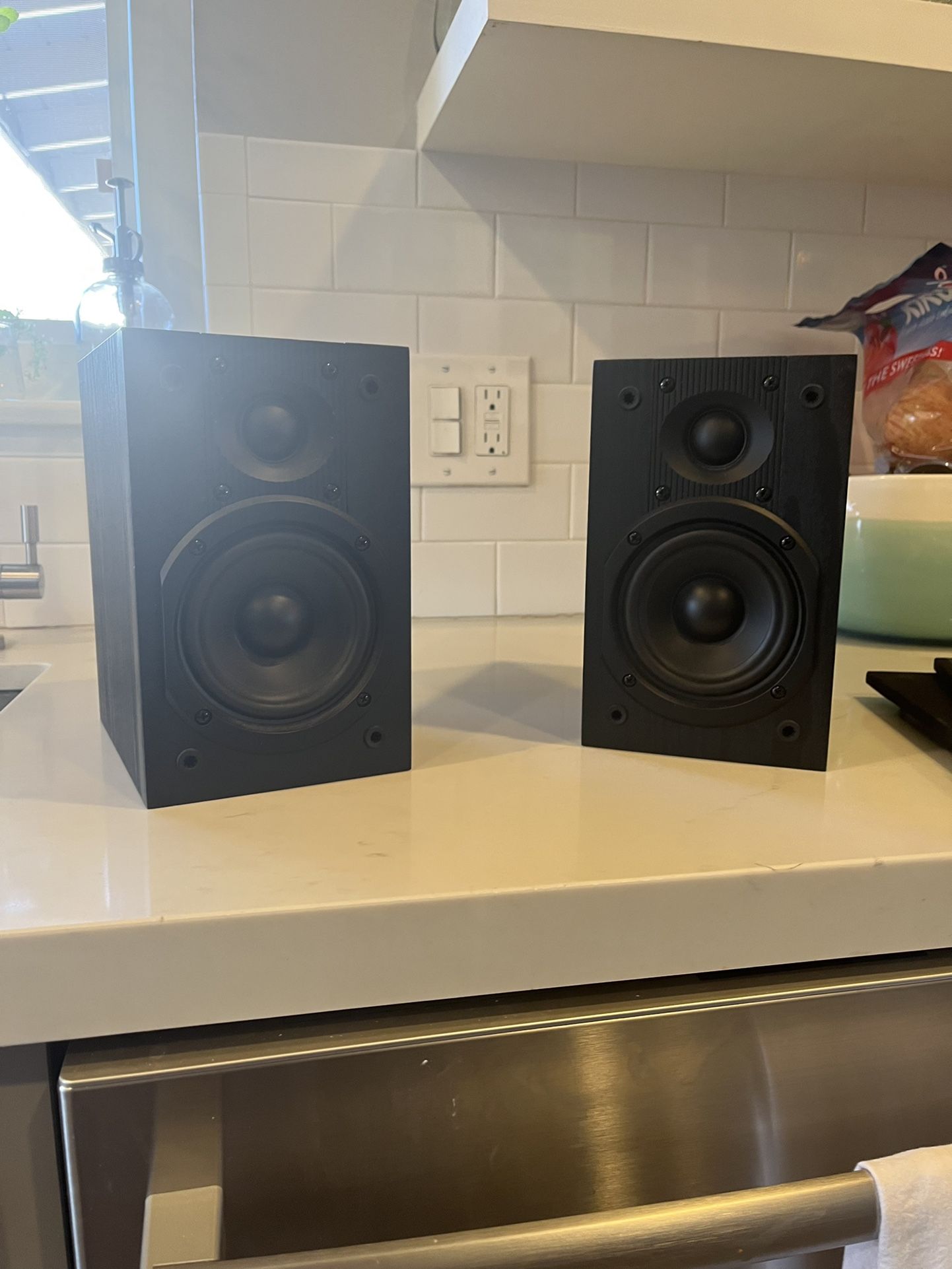 JBL Loft 30’s (Bookshelf speakers) for Sale in Fullerton, CA - OfferUp