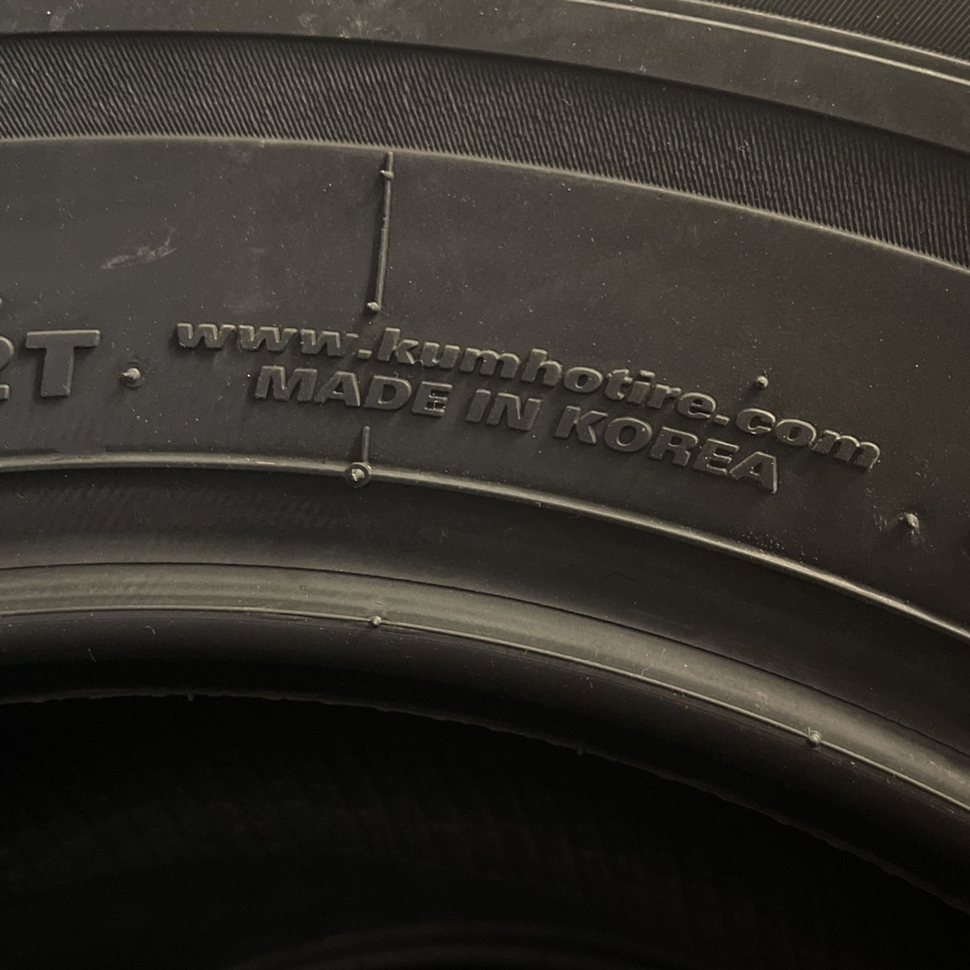 265/70/16 KUMHO CRUGEN HT51 for Sale in Arcadia, CA - OfferUp