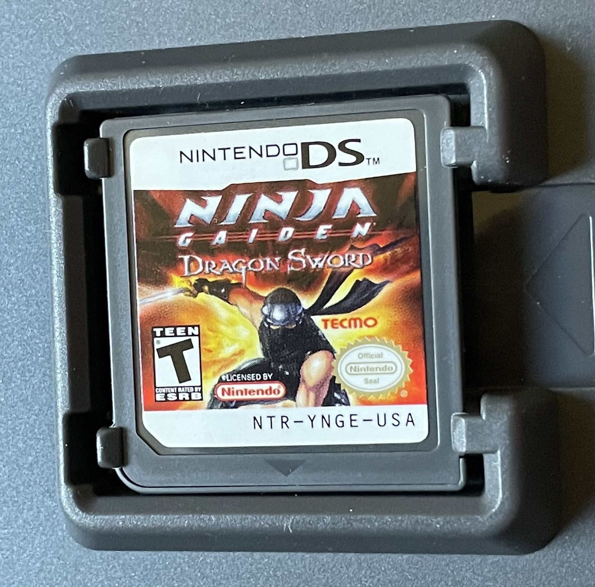 Ninja Gaiden Dragon Sword Ds