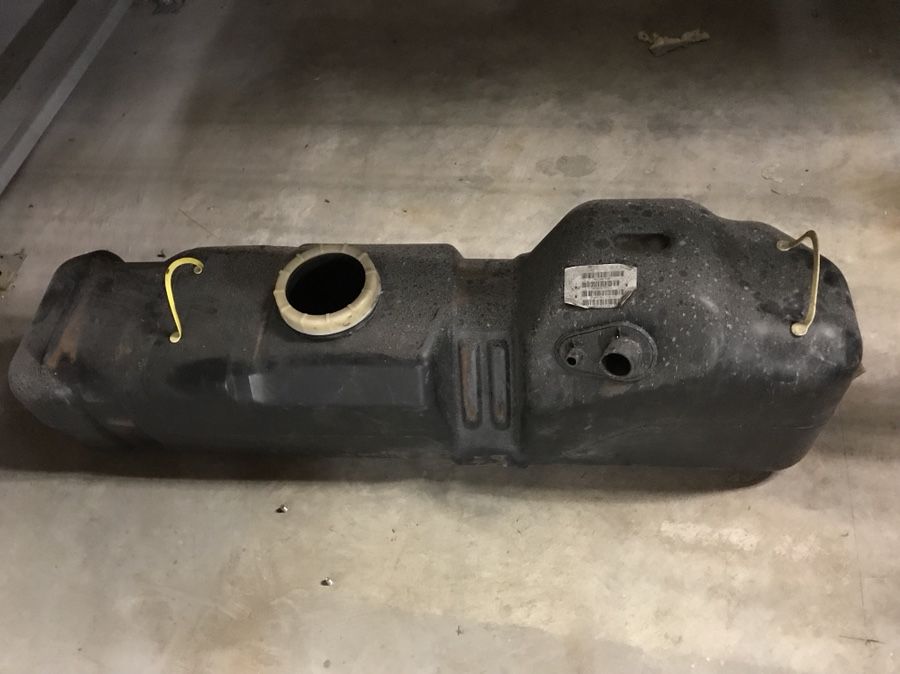 Fuel tank 52102025AB Mopar Dodge Ram 1996 1997 1500 2500 for Sale in ...