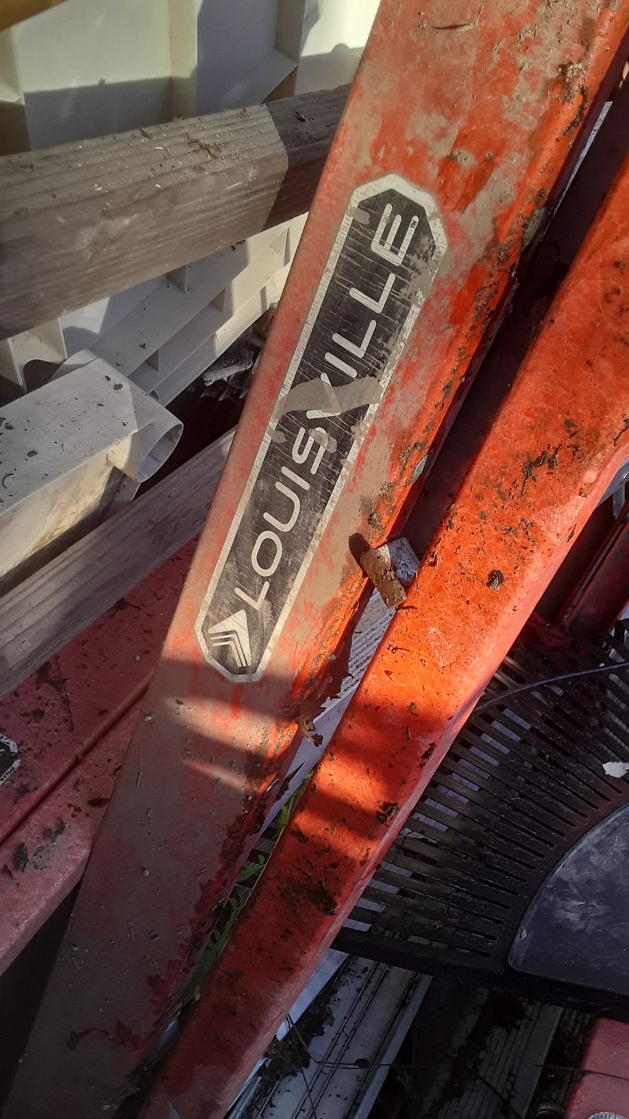 Louisville 16 foot A frame ladder for Sale in Norwalk, CA - OfferUp