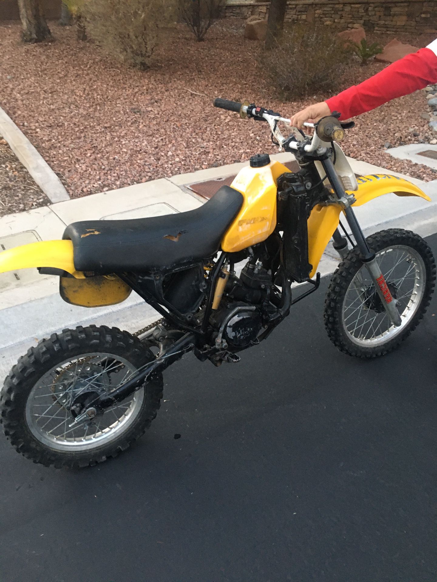 1985 Yamaha YZ80. Dirt bike, motorcycle for Sale in Las Vegas, NV - OfferUp