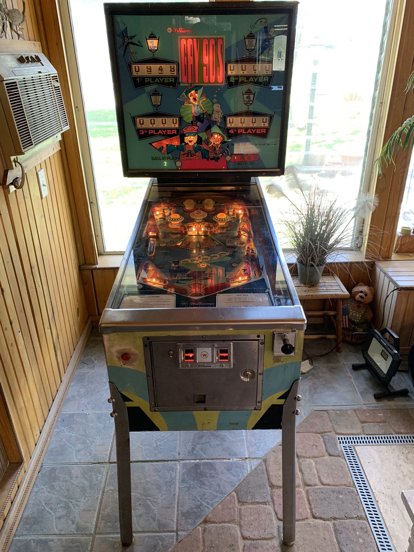 Williams 1970 Gay 90s pinball machine for Sale in Mansfield, TX - OfferUp