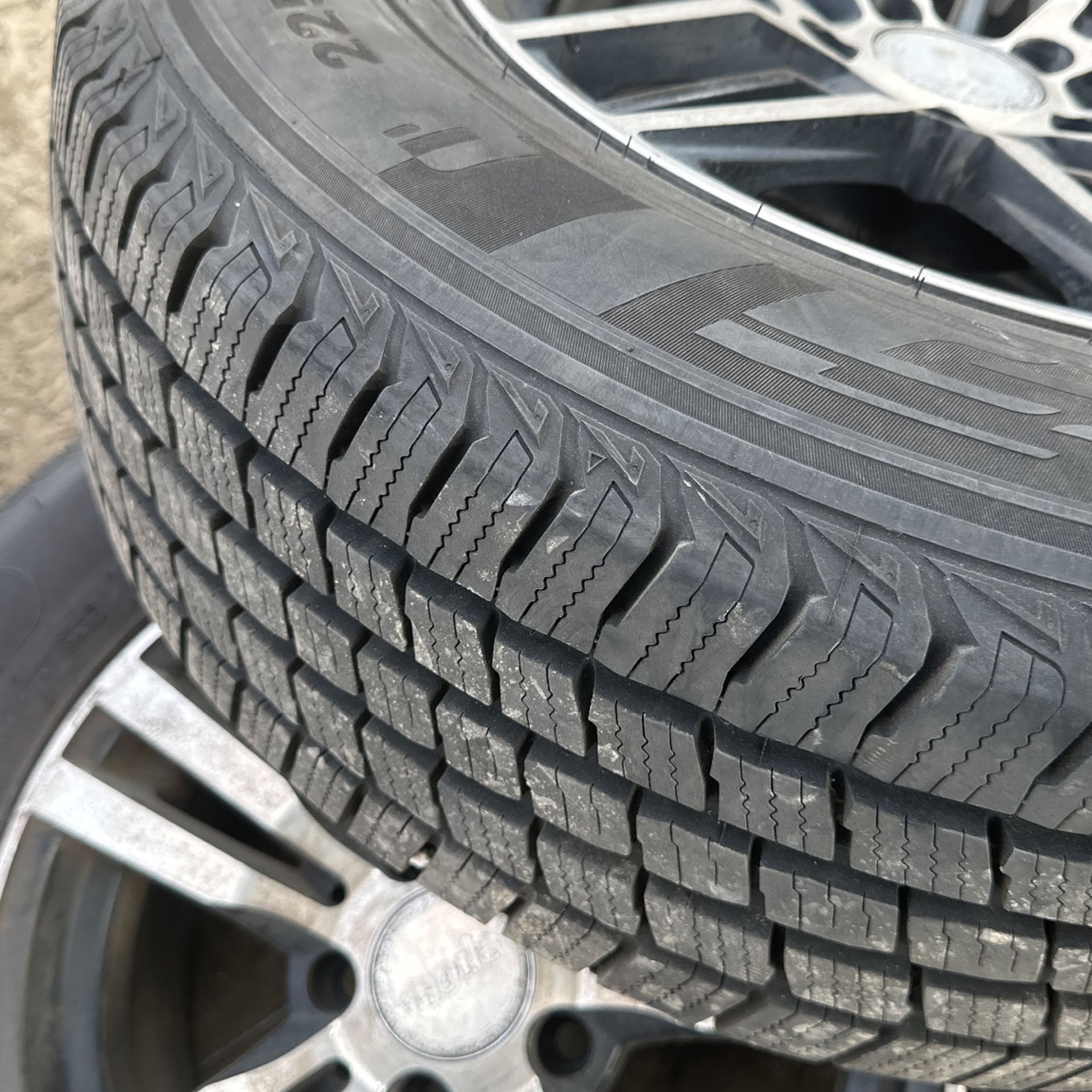 225 - 70 - 16 Tires for Sale in Fontana, CA - OfferUp