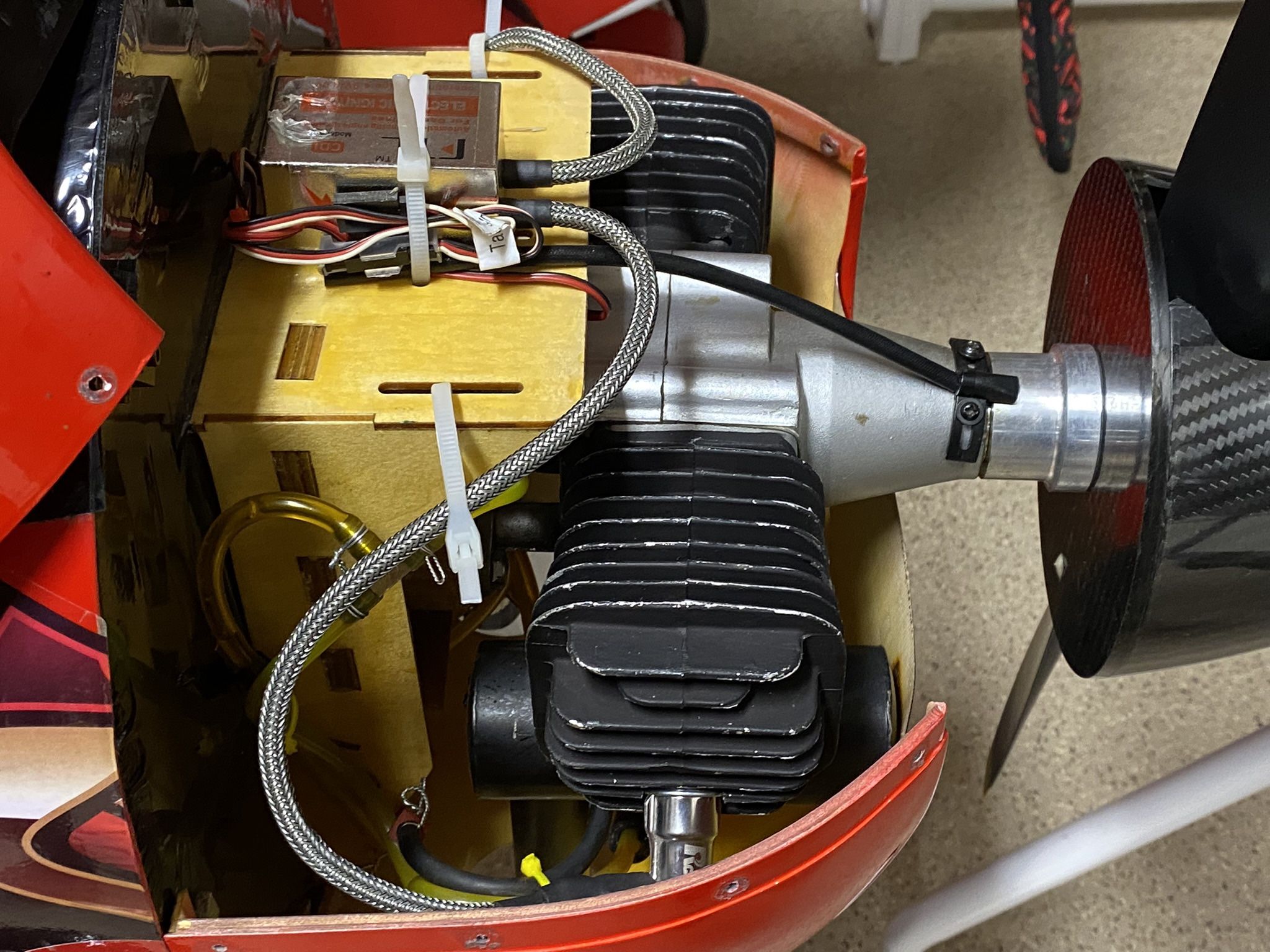 Hangar 9 Beast 100 CC RC BIPLANE PLANE AIRPLANE for Sale in Scottsdale ...