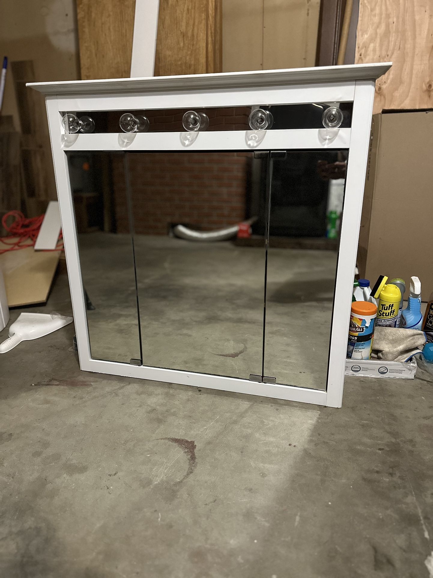 Vanity Mirror With Storage $80 Obo for Sale in Lemoore, CA - OfferUp