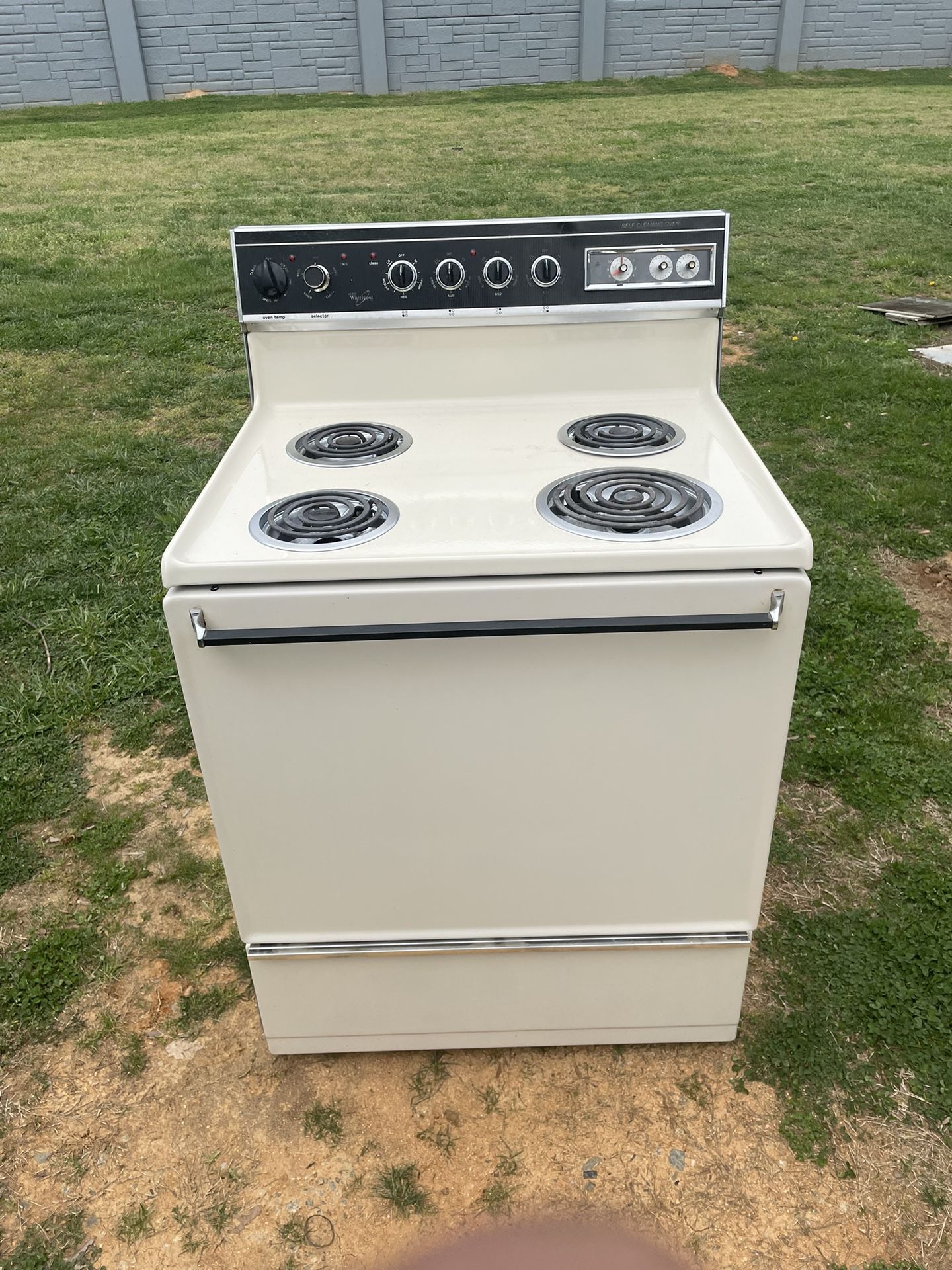 Whirlpool Self Cleaning Oven