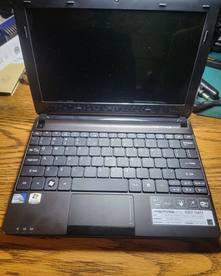 Acer Aspire One Mini Laptop