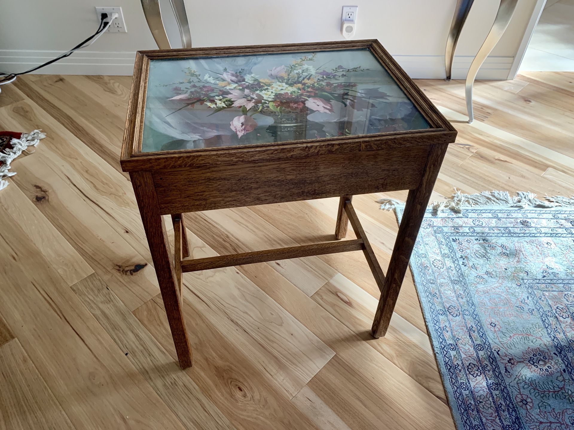 Antique Glass Top Oak Table/Display Case for Sale in Lakewood, CA - OfferUp