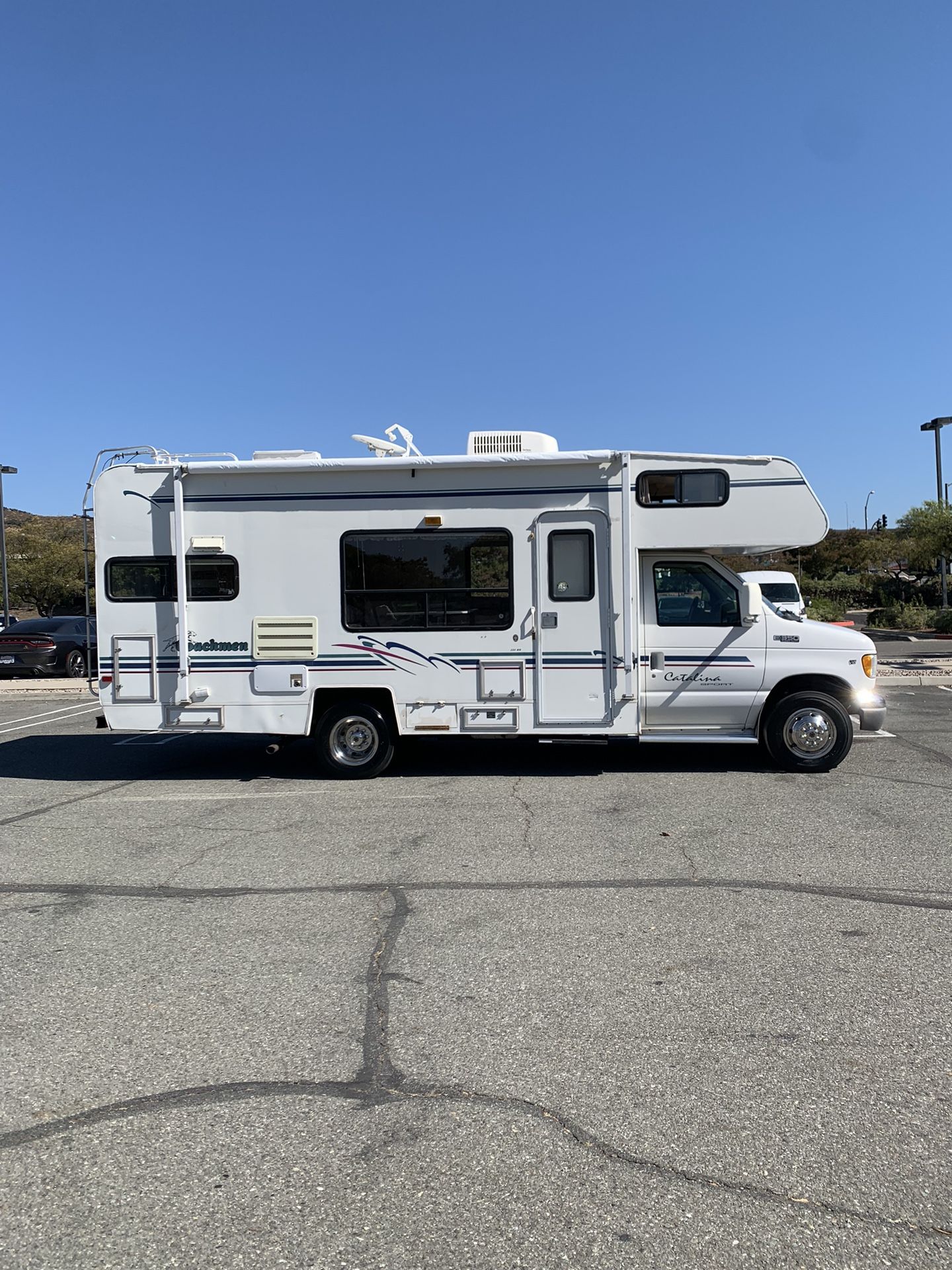 2000 Coachmen Catalina 29k Miles for Sale in El Cajon, CA - OfferUp