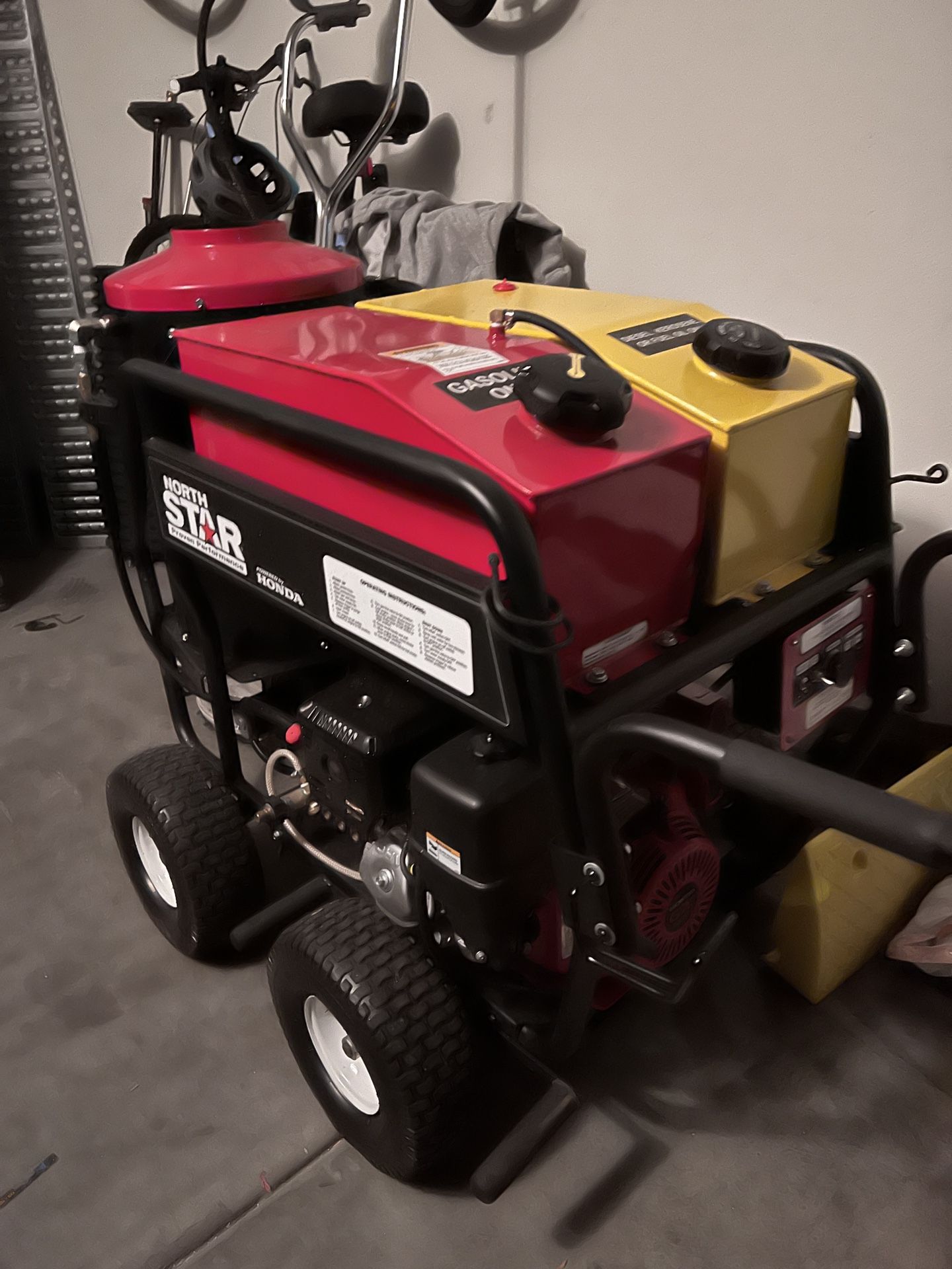 NorthStar Honda Hot Water 3,000 Psi 4gpm Pressure Washer- KEY STARTER ...