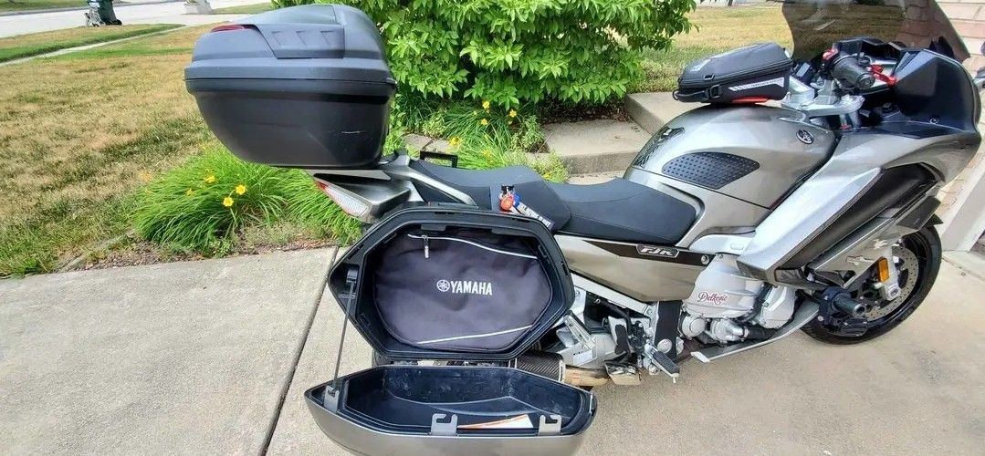 2013 Yamaha FJR1300 for Sale in Lemont, IL - OfferUp