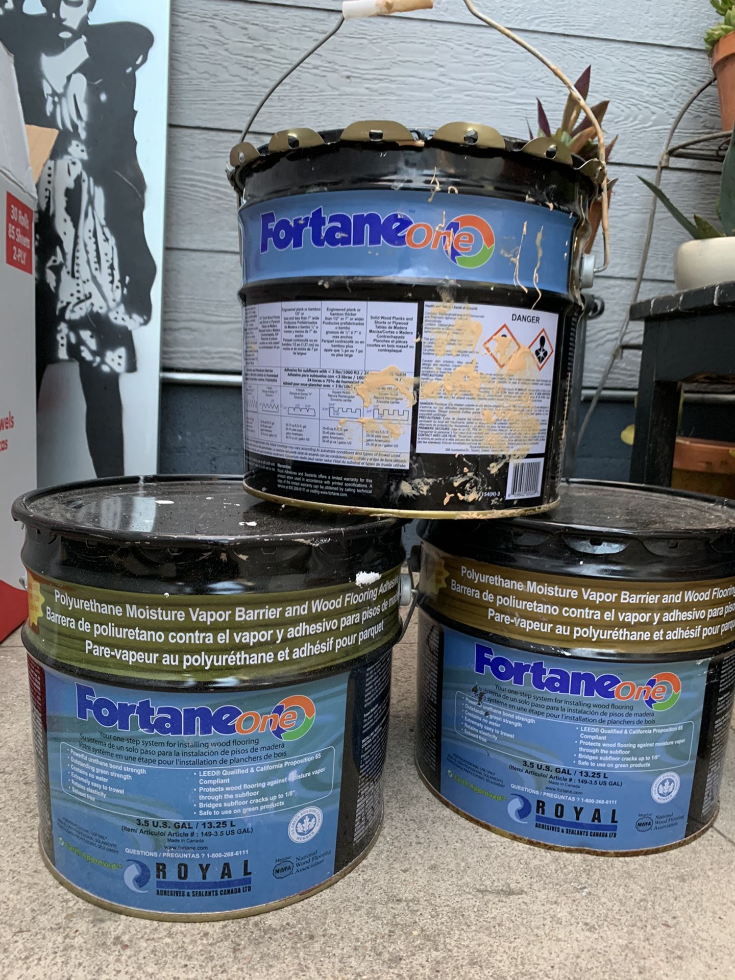 FortaneOne Wood / Carpet Super Glue Barrier Adhesive for Sale in San ...