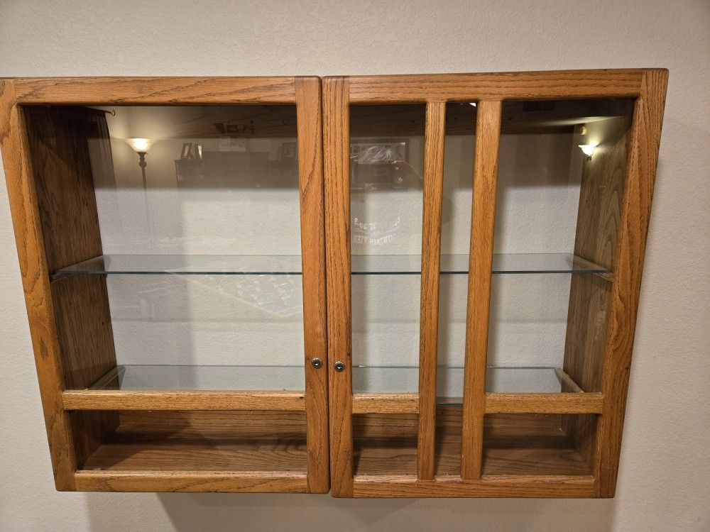 Glass Display cases for Sale in Mesa, AZ - OfferUp