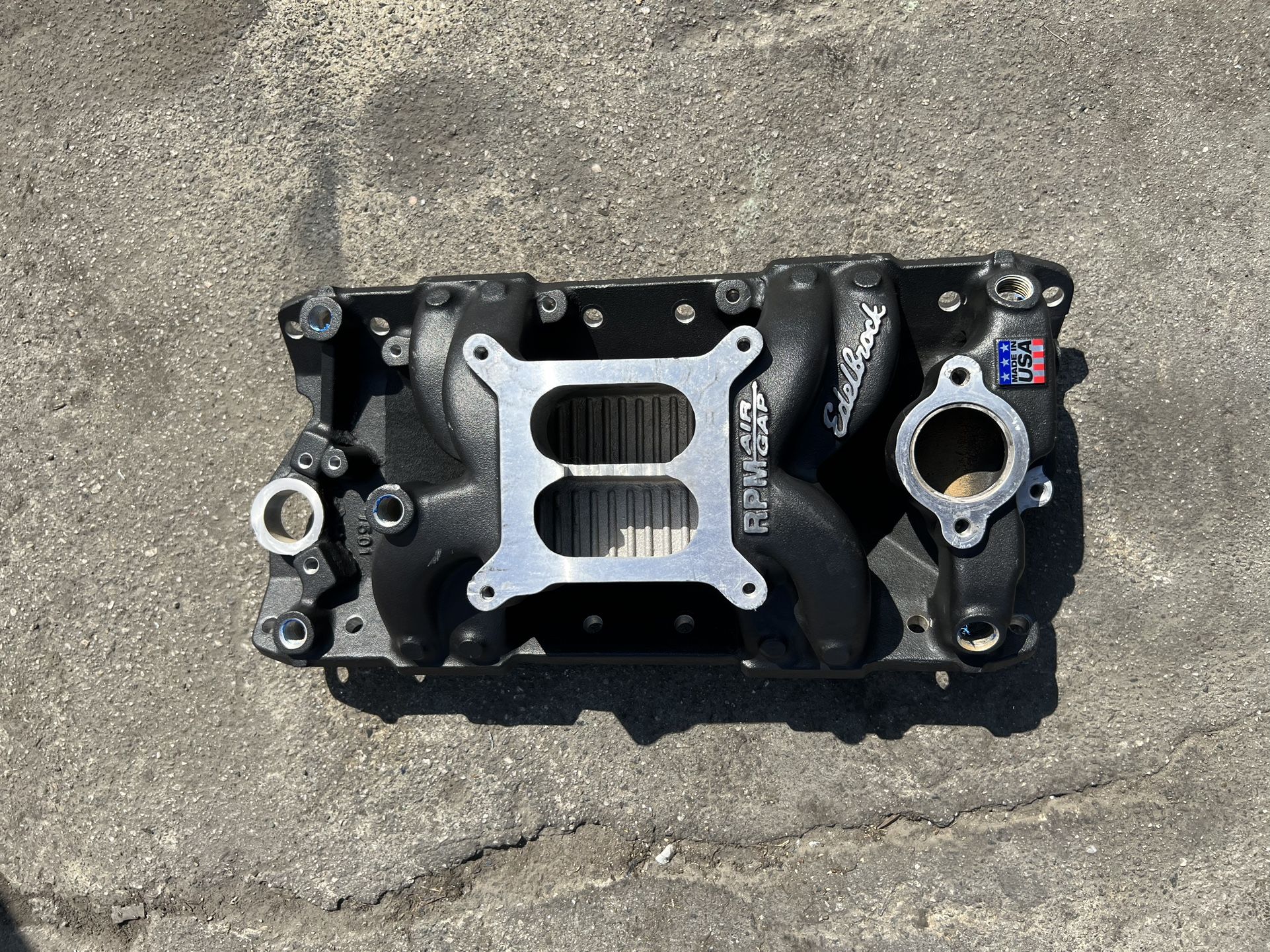 Edelbrock Intake for Sale in Downey, CA - OfferUp
