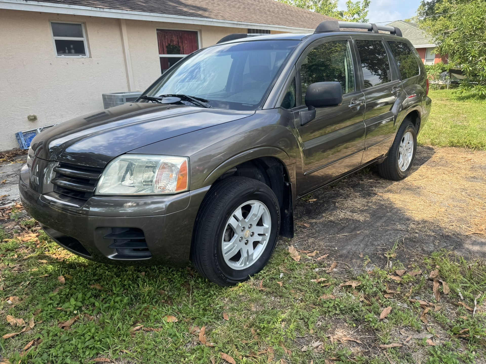 2006 Mitsubishi Endeavor for Sale in Royal Palm Beach, FL - OfferUp