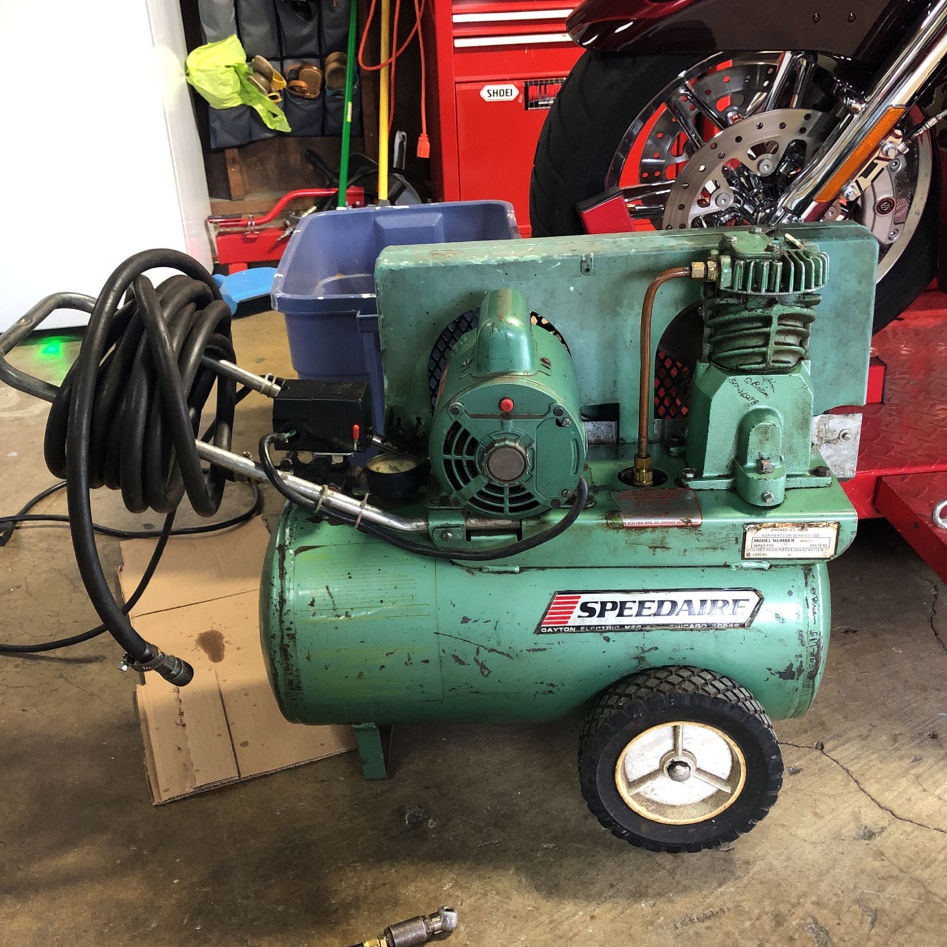 Speedaire Air Compressor for Sale in Maple Valley, WA - OfferUp