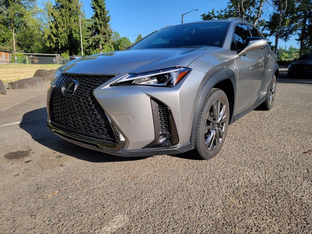 2020 Lexus UX 250h for Sale in Battle Ground, WA - OfferUp