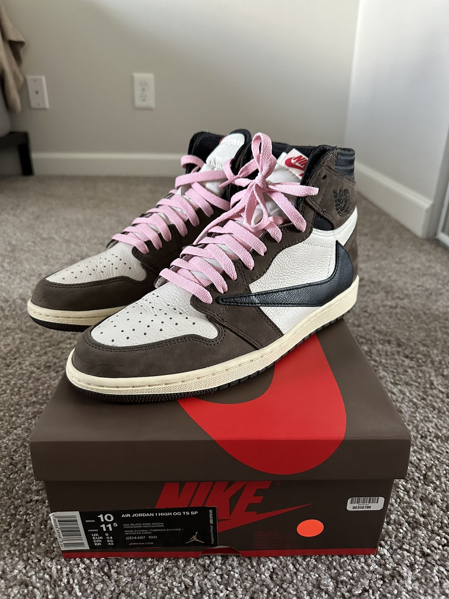 Travis Scott 1’s for Sale in Bothell, WA - OfferUp
