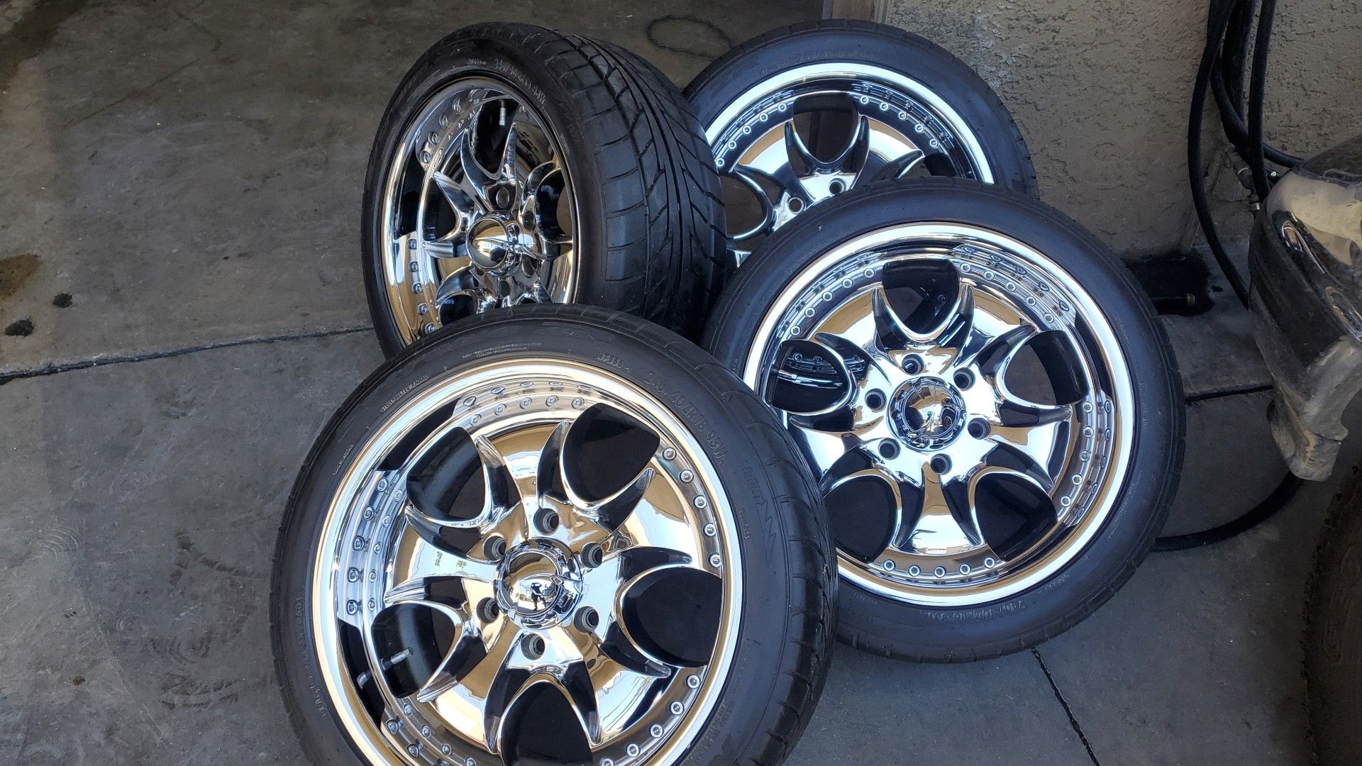 6 lug- 18 in. - Chevy Chrome 5 star rims for Sale in Mountain Mesa, CA ...