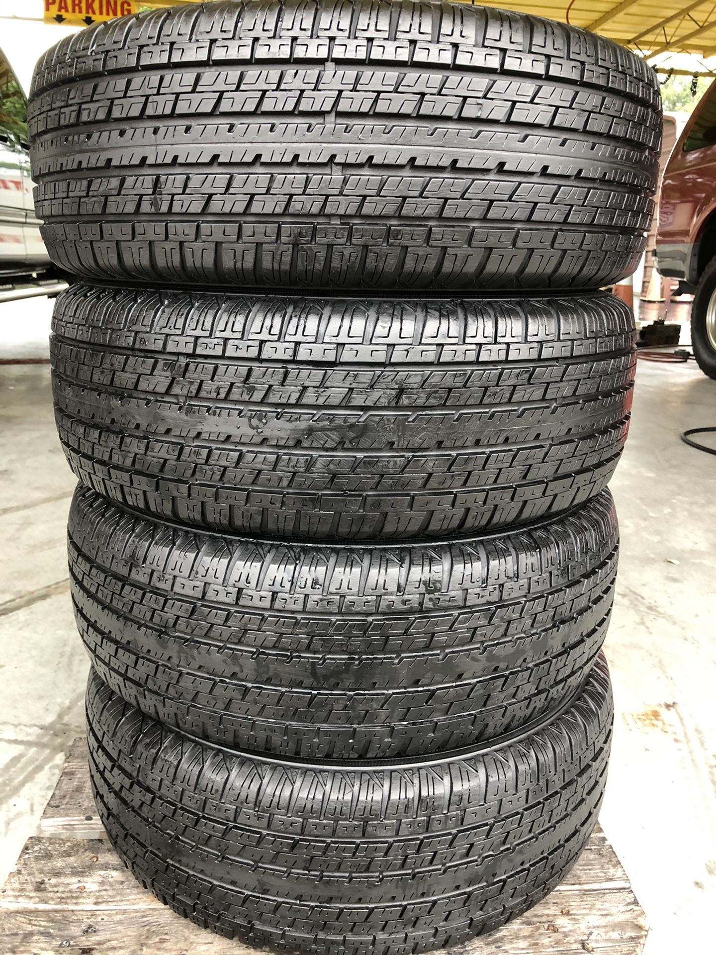 Set of used tires 195/60R14 for Sale in Gibsonton, FL - OfferUp