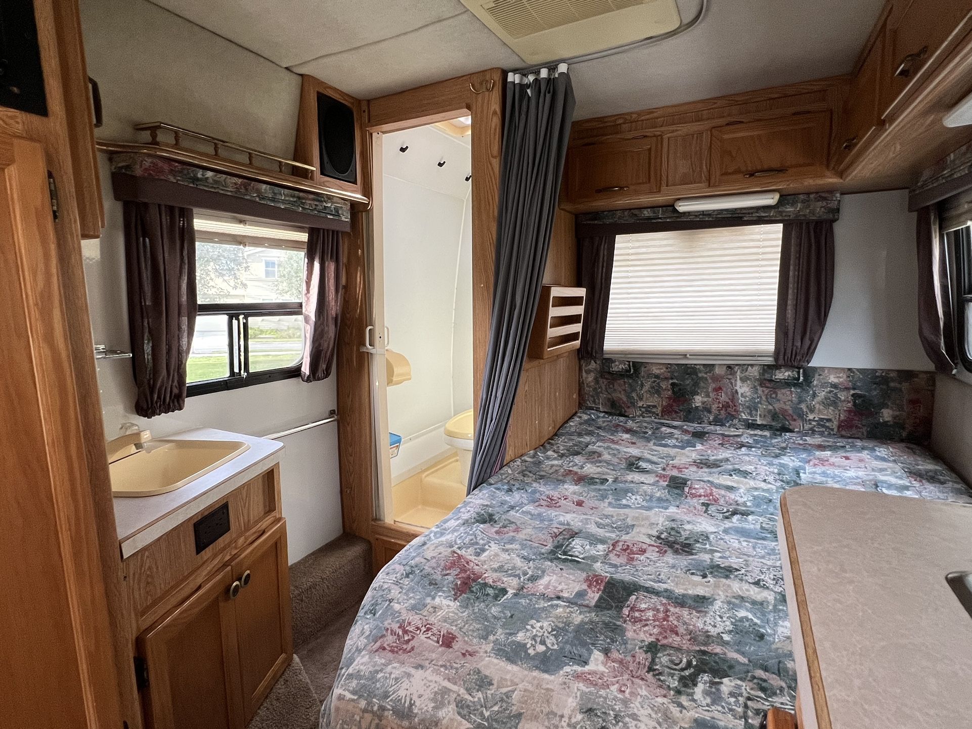 1998 Coachmen Starflyte Class B for Sale in San Diego, CA - OfferUp