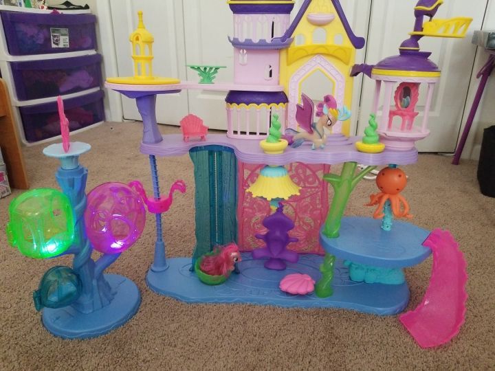 My little pony canterlot castle light up tower. for Sale in Orlando, FL ...