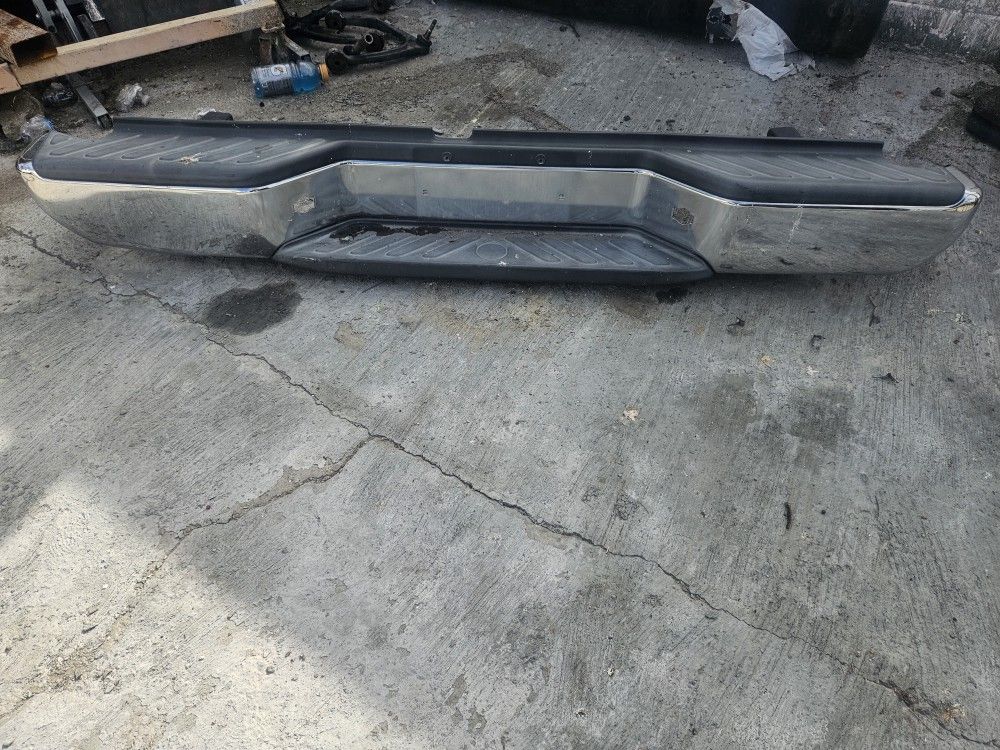 Rear BUMPER for Sale in Los Angeles, CA - OfferUp