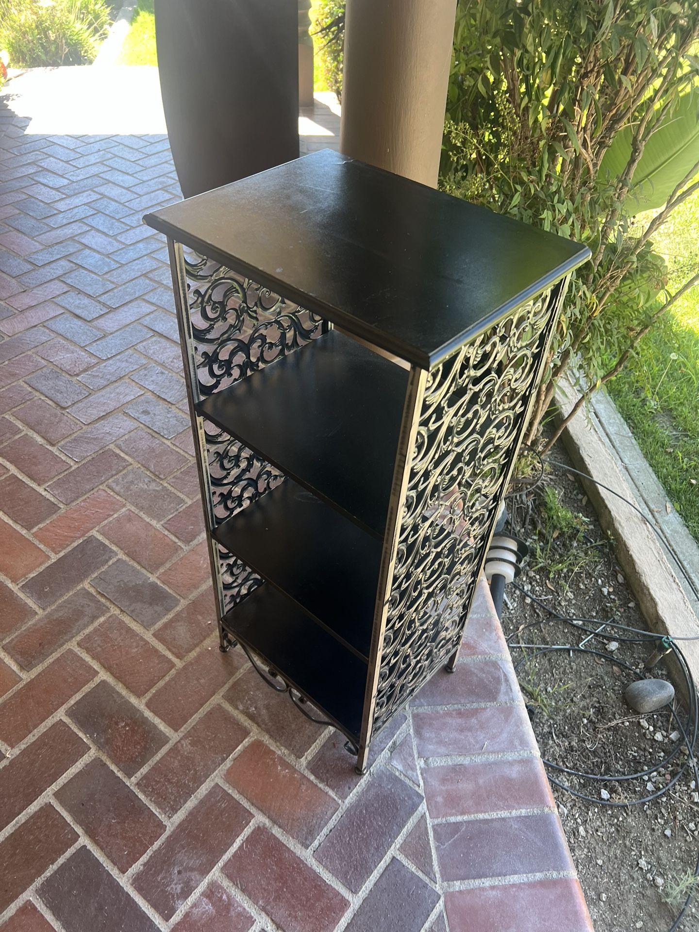 Rod iron Shelves Stand for Sale in Buena Park, CA - OfferUp