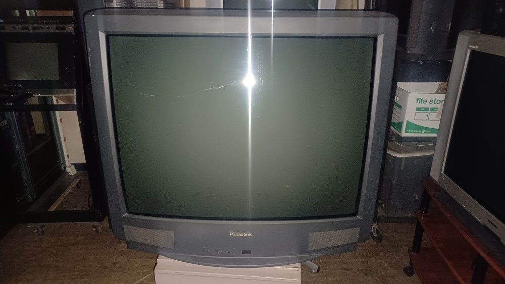 Panasonic 36 Inch CRT TV S-VIDEO COMPOSITE RF for Sale in Los Angeles ...