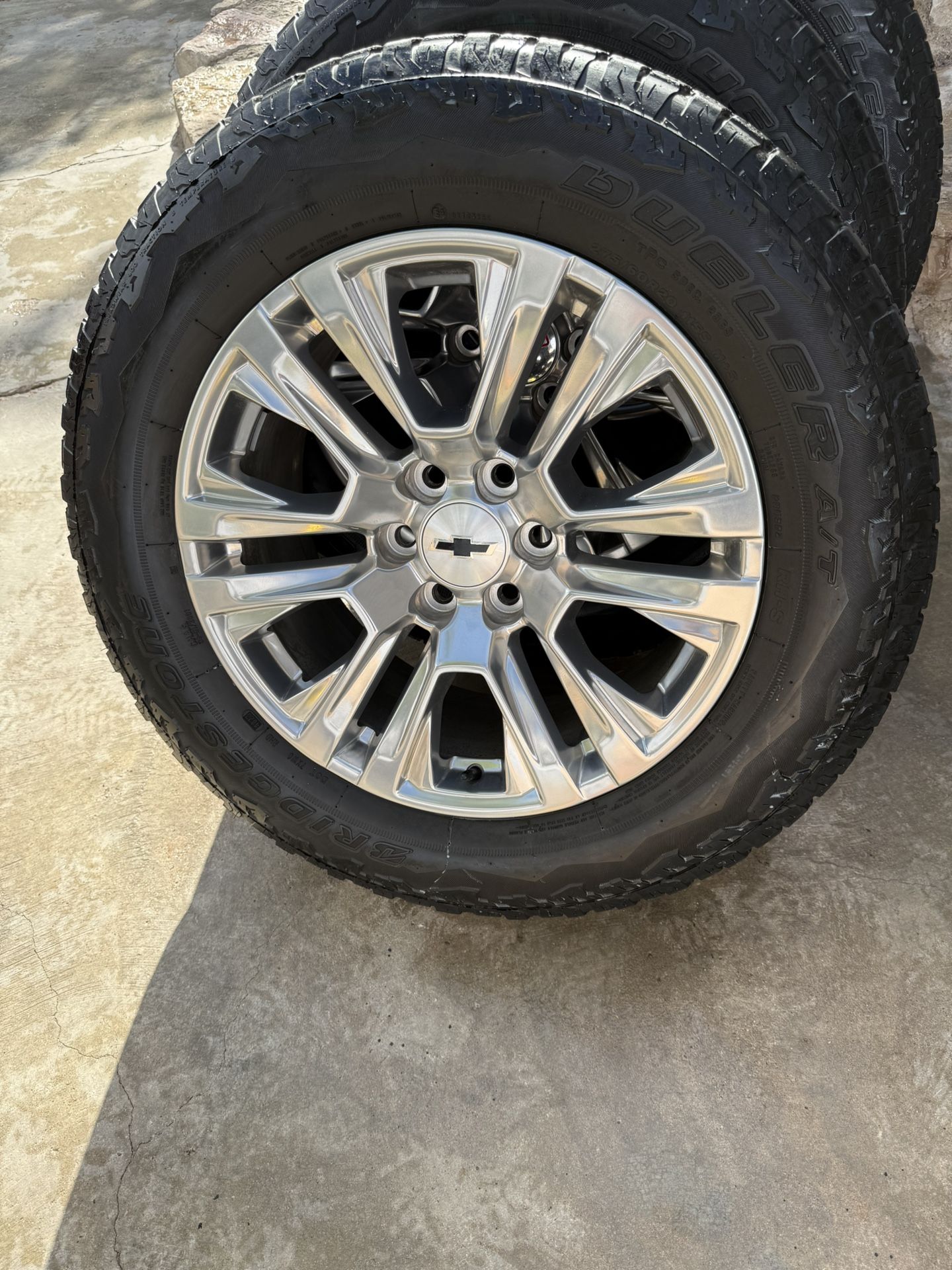 Silverado 20 Inch Rims for Sale in El Paso, TX - OfferUp