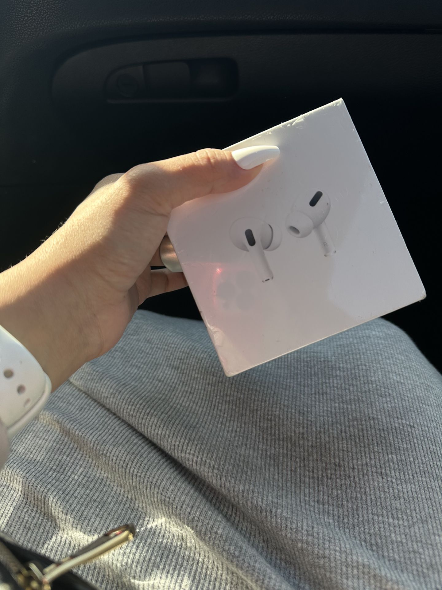 Airpod Pro for Sale in Hialeah, FL - OfferUp