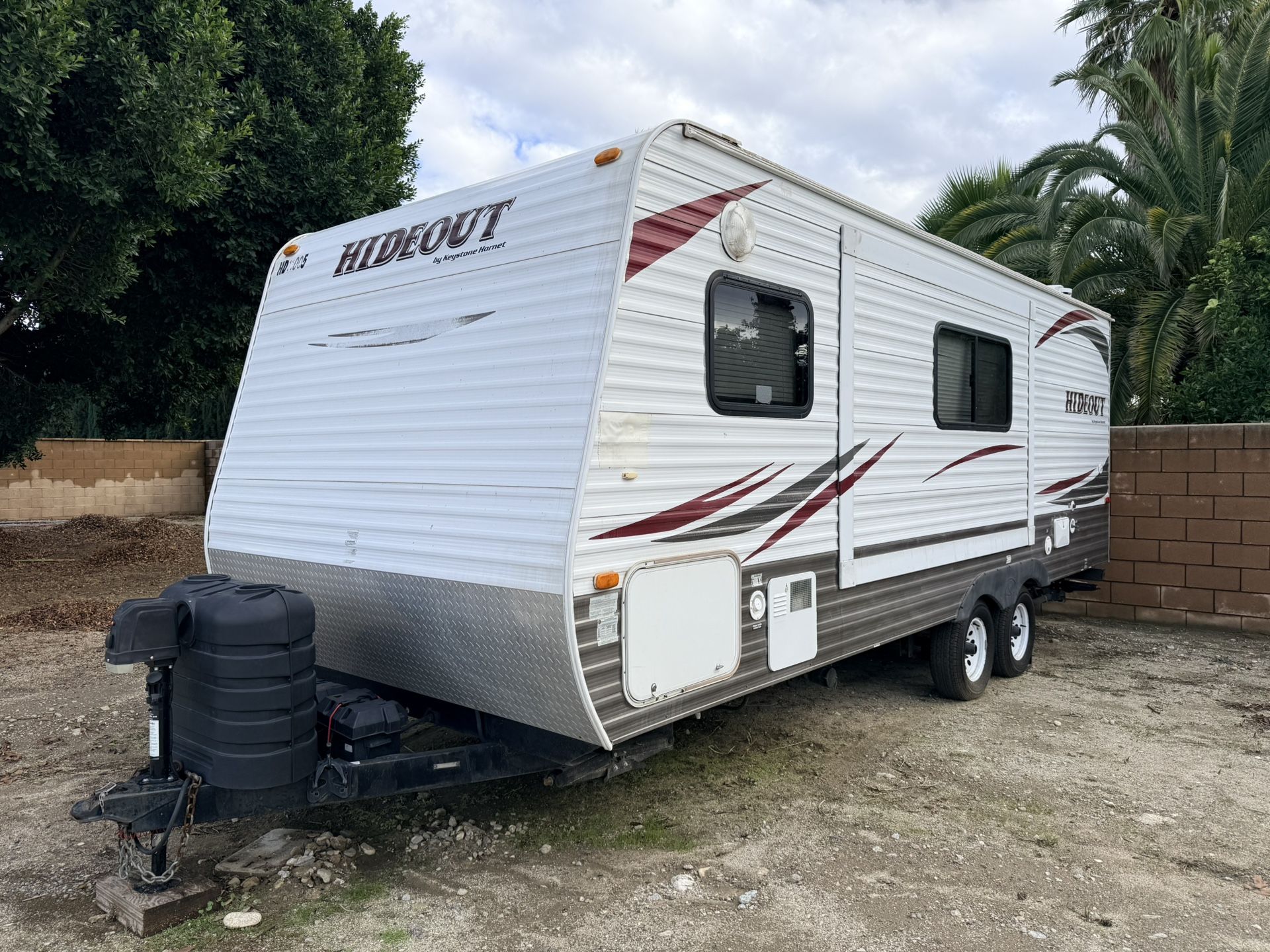 2011 Keystone Hideout 21FQSWE for Sale in Rancho Cucamonga, CA - OfferUp