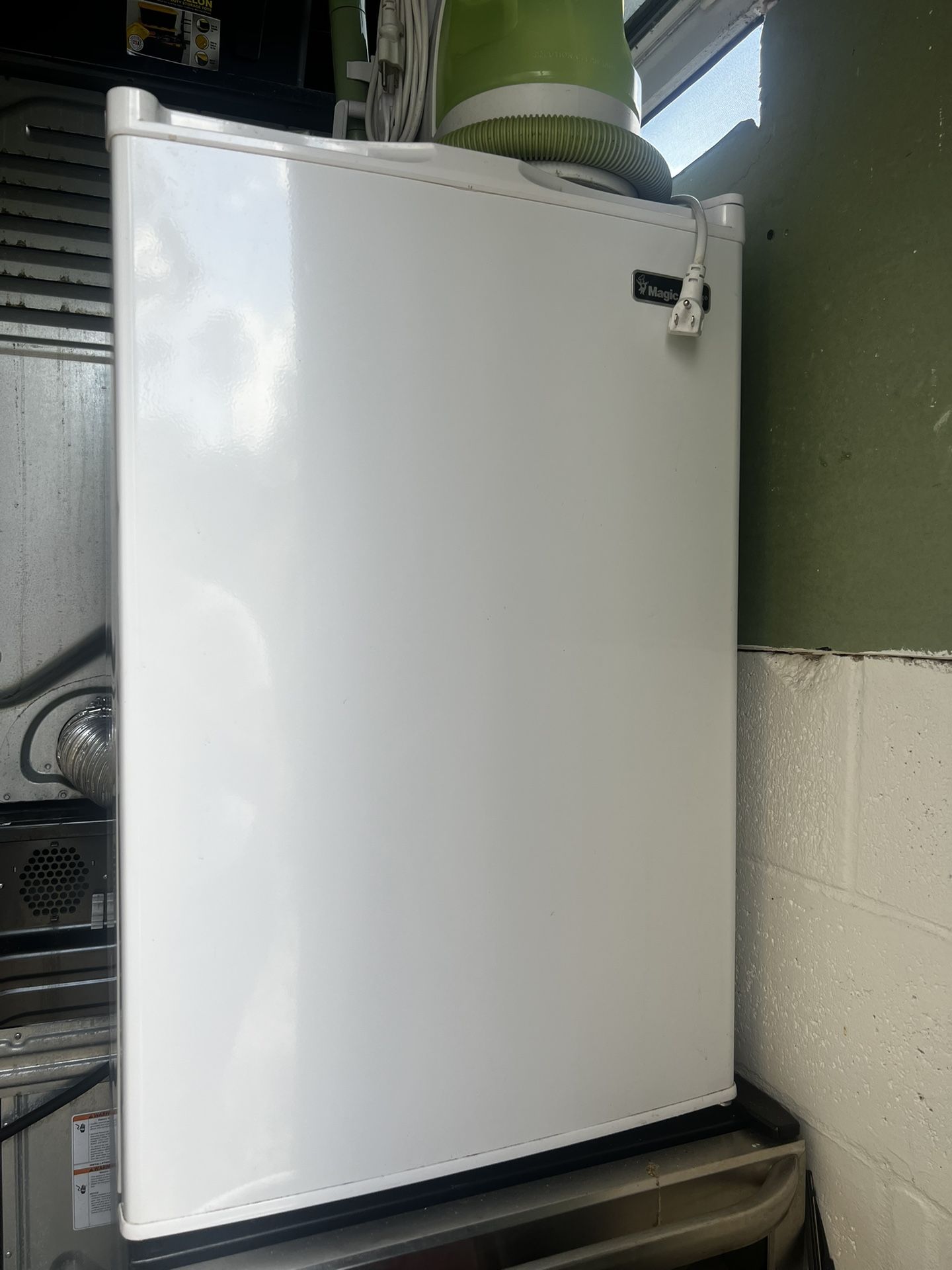 Deep Freezer Stand Up for Sale in Miami, FL - OfferUp