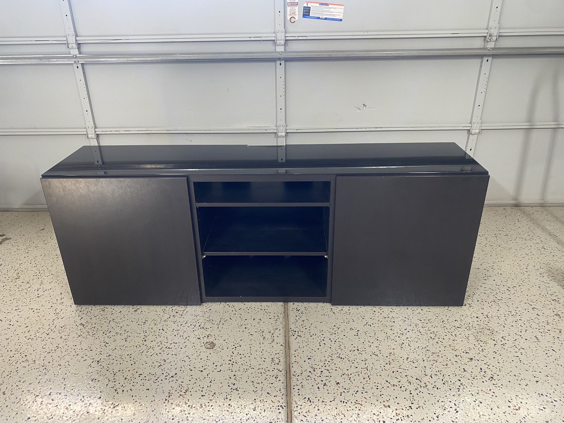 Tv Stand Entertainment Center for Sale in Gilbert, AZ - OfferUp