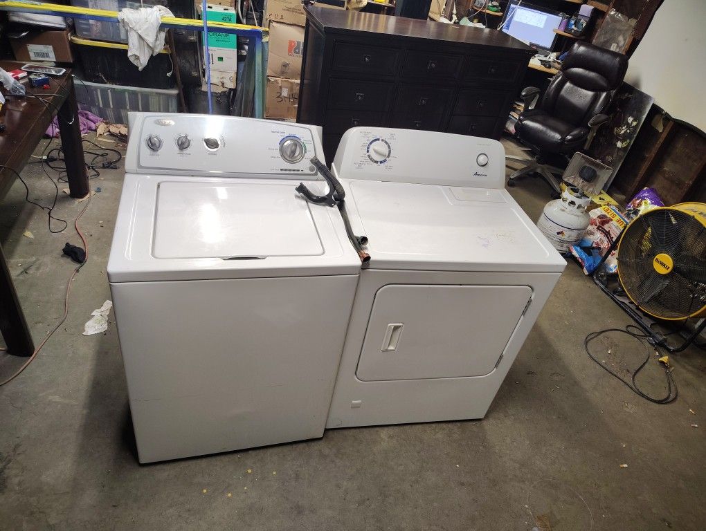 Whirlpool Washer And Amana Gas Dryer for Sale in Bakersfield, CA - OfferUp