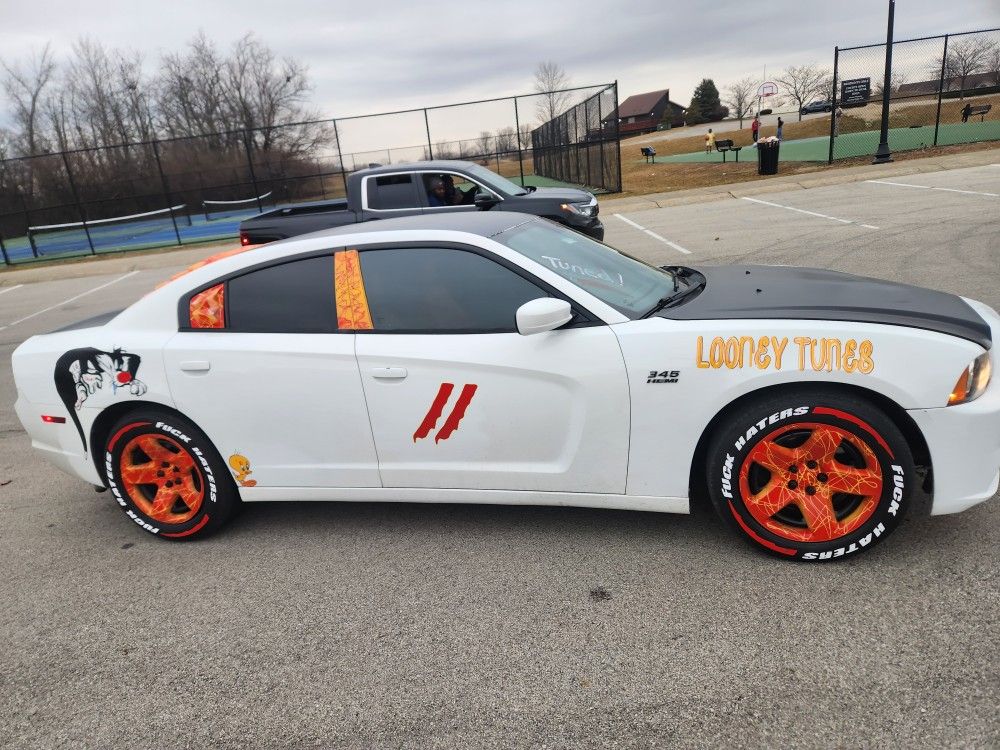 2014 Charger 345 HEMI RUNS PERFECT for Sale in Oaklandon, IN - OfferUp