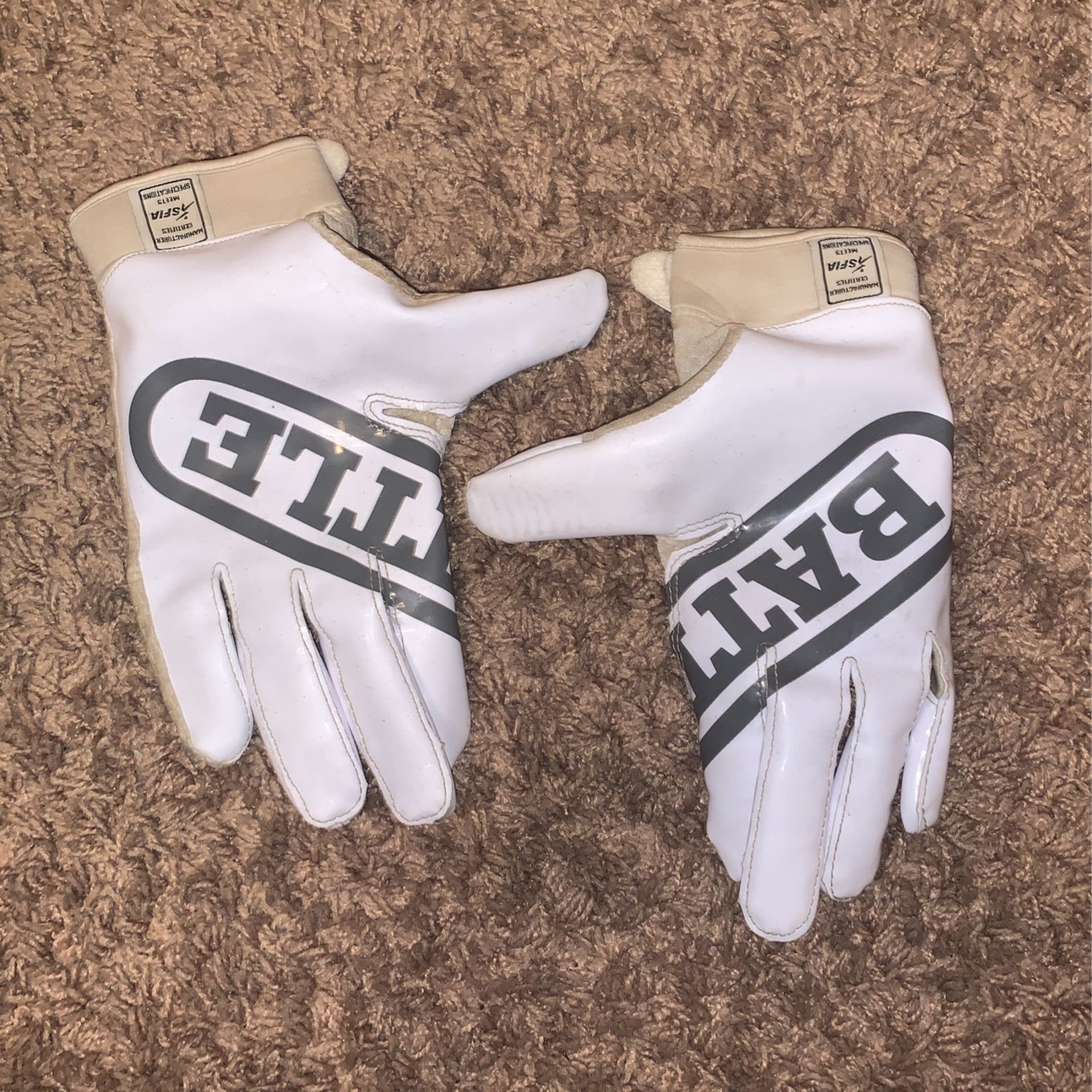 Football Glove & MORE for Sale in Fresno, CA - OfferUp