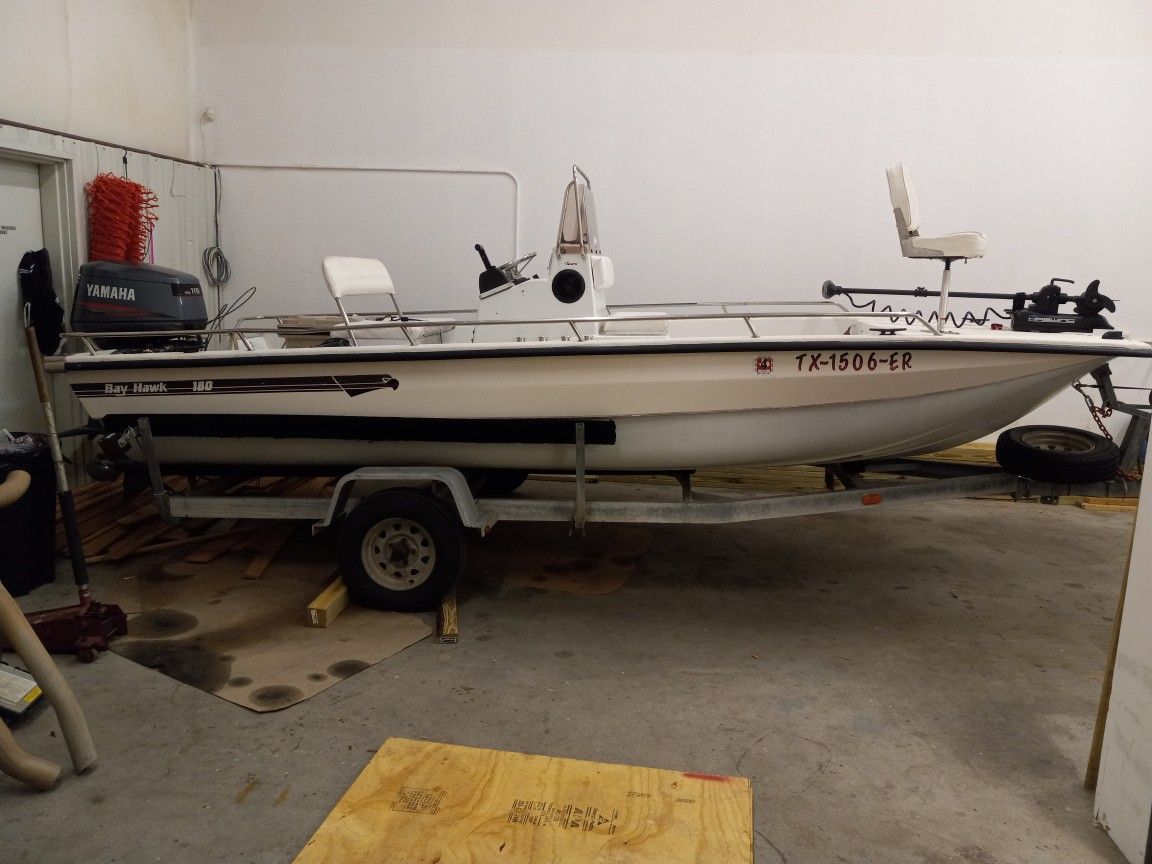 18' Bayhawk With 2000 Yamaha V4 115 for Sale in Houston, TX - OfferUp