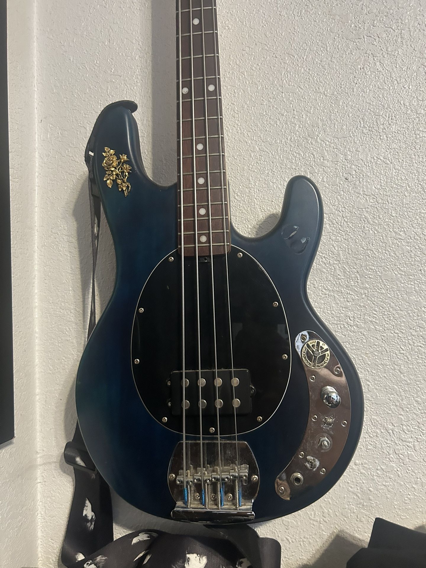 Stingray Music Man Bass for Sale in Winchester, CA - OfferUp