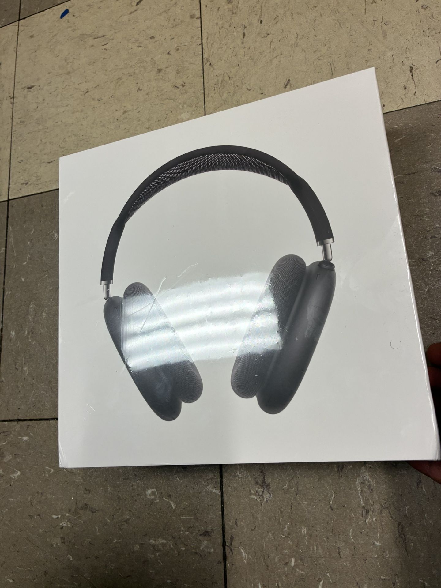 AirPod Maxes for Sale in South Holland, IL - OfferUp