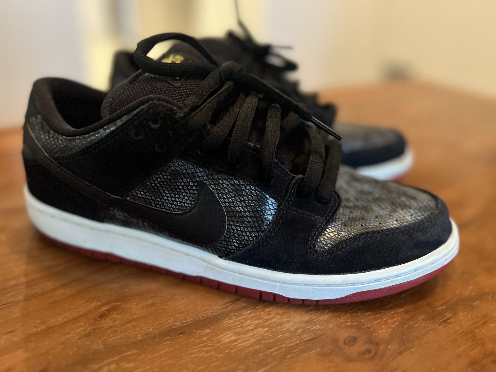 Nike SB Dunk Low Snake Eyes for Sale in Riverside, CA - OfferUp
