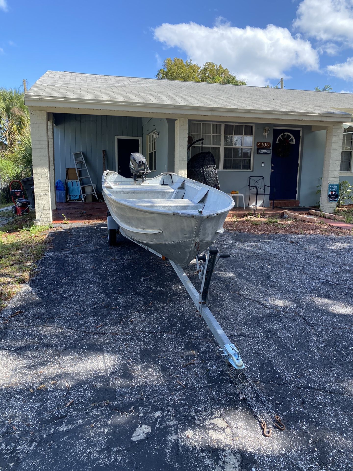 13ft aluminum v-hull boat for Sale in Riviera Beach, FL - OfferUp